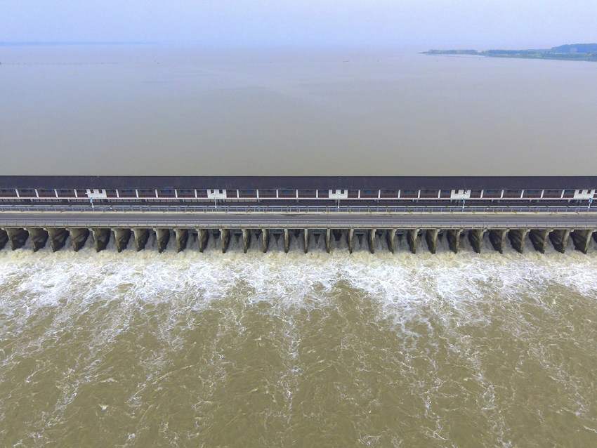 23 of 150 major water conservancy projects in China began construction