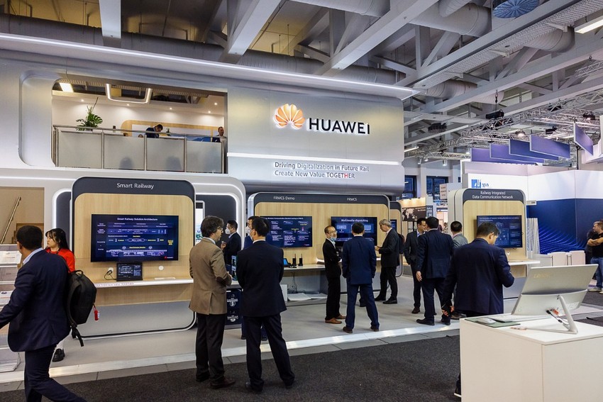 Huawei unveils solution to power digital transformation in rail