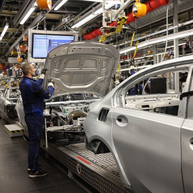 German automotive suppliers consider massive job cuts