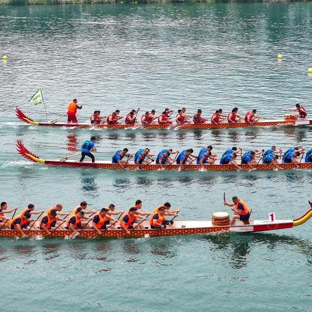 Over 1,600 rowers compete in Guizhou, China dragon boat race
