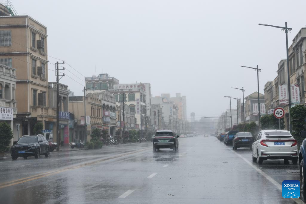 Super Typhoon Yagi makes landfall in south China's Hainan