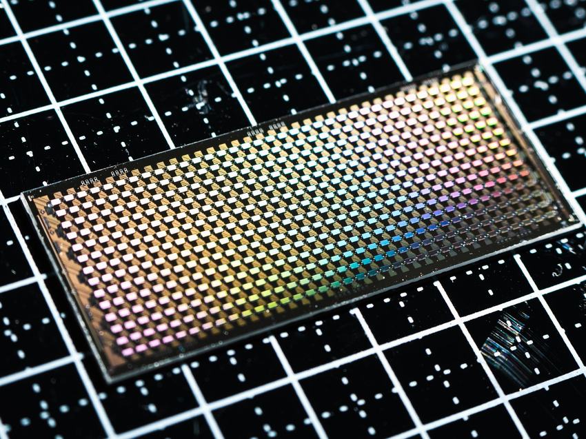 China unveils record-breaking 504-qubit superconducting quantum computer