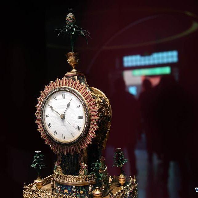 Antique clocks from China's Palace Museum on exhibition in London