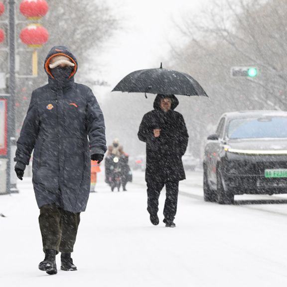 Emergency measures implemented to cope with heavy snow in China