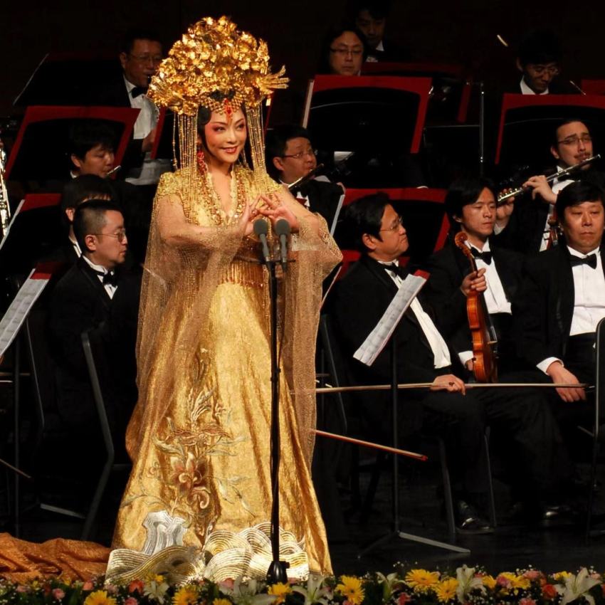The journey of Sichuan Opera to global acclaim