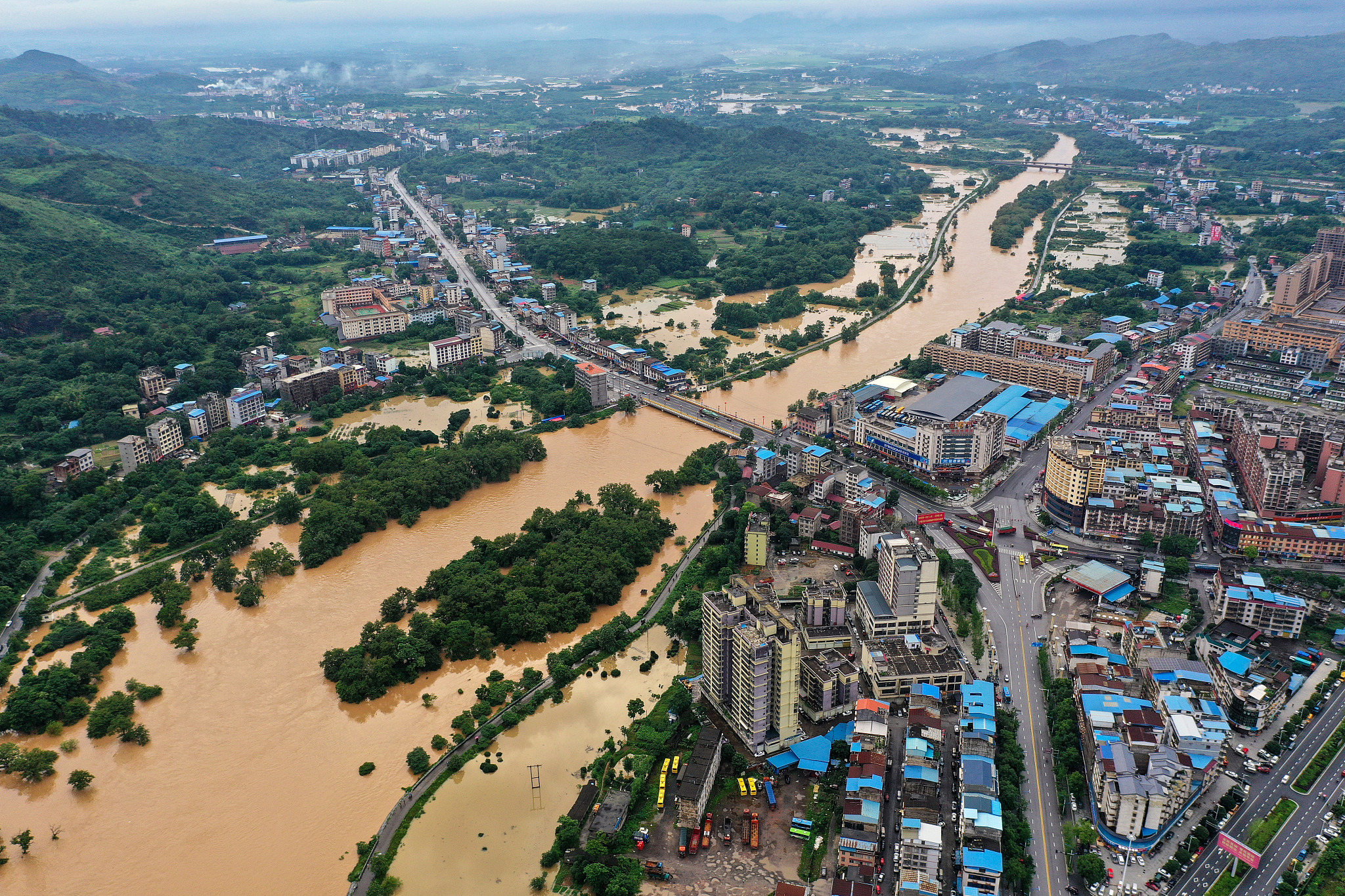 China allocates 916 million yuan for flood and drought relief