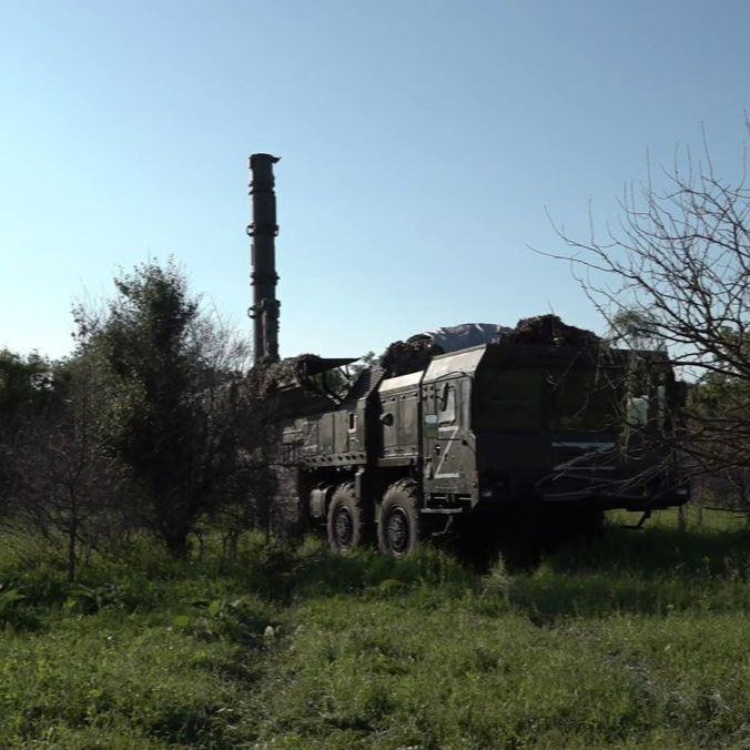 Russia carries out drills involving mobile nuclear missile launchers ...