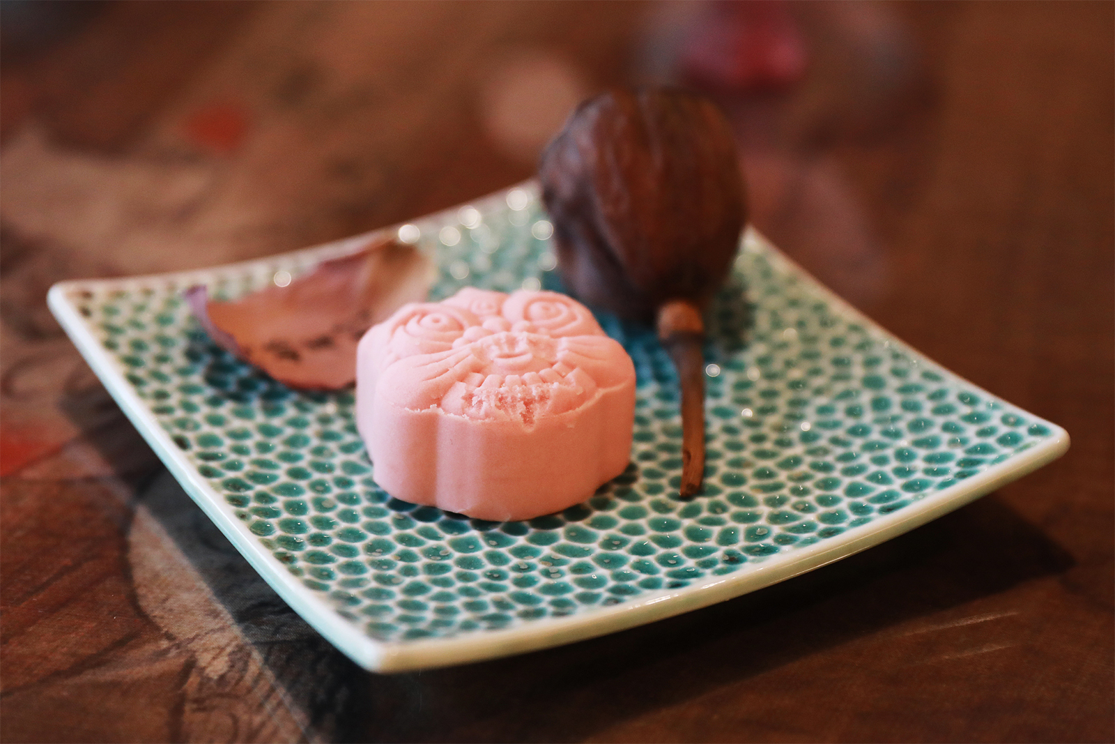 Tang Dynasty-inspired mooncakes showcase traditional culture