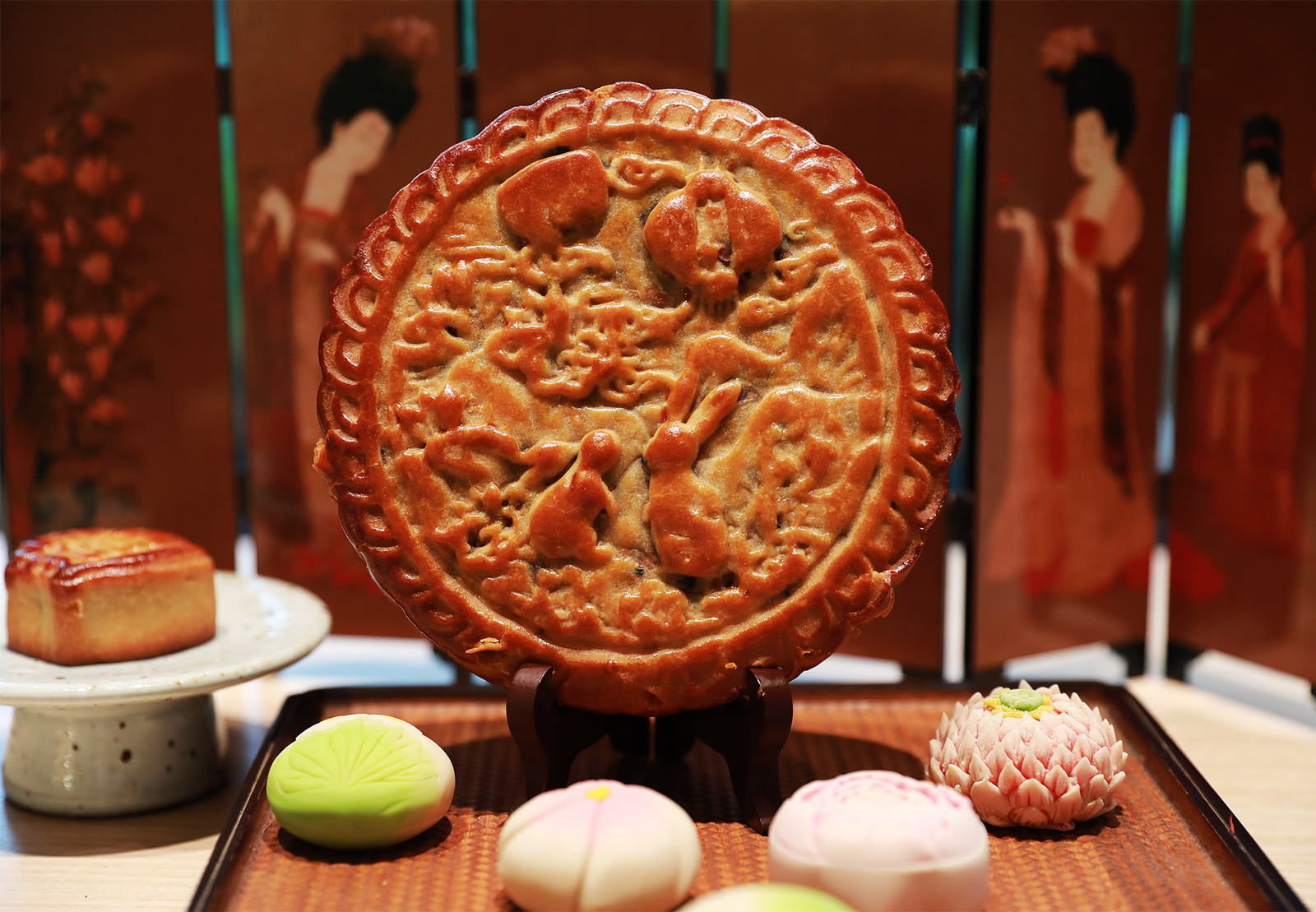 Tang Dynasty-inspired mooncakes showcase traditional culture