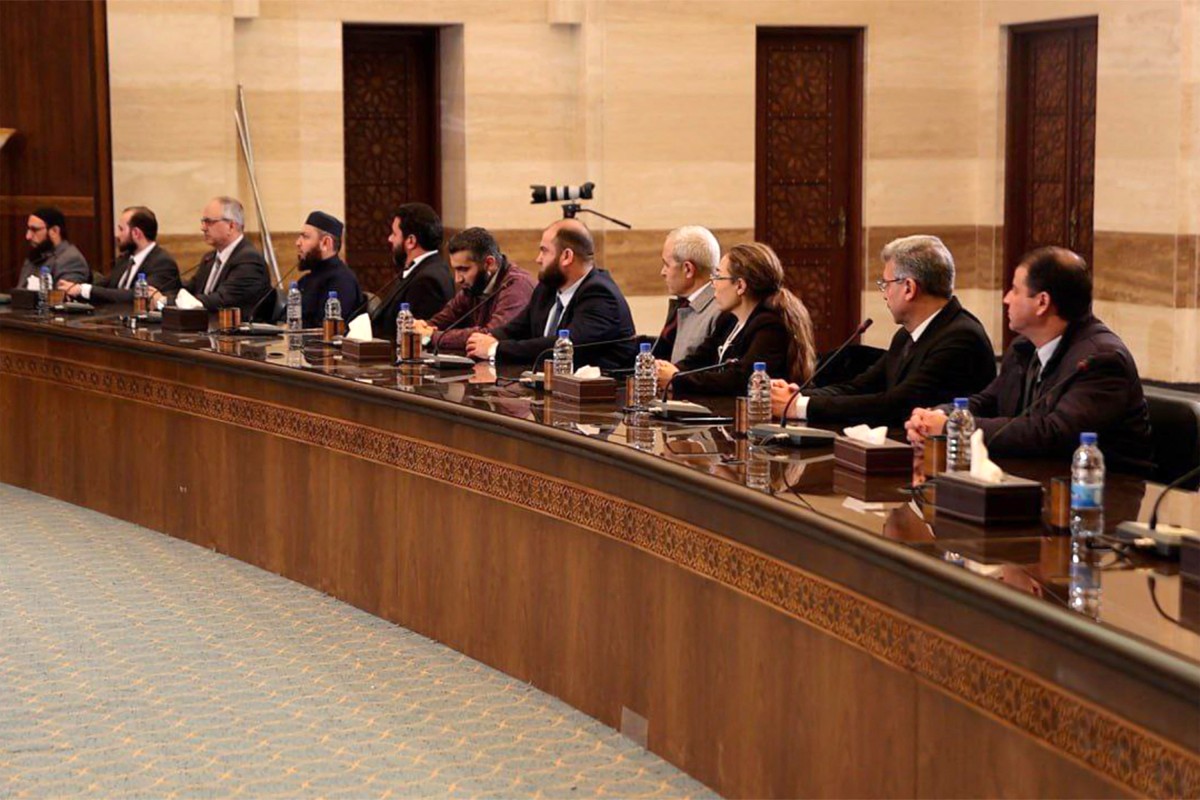 Syria forms transitional gov't, int'l community condemns Israeli ...
