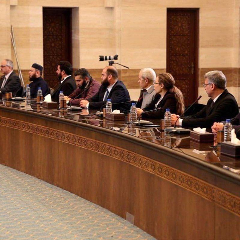 Syria forms transitional gov't, int'l community condemns Israeli ...
