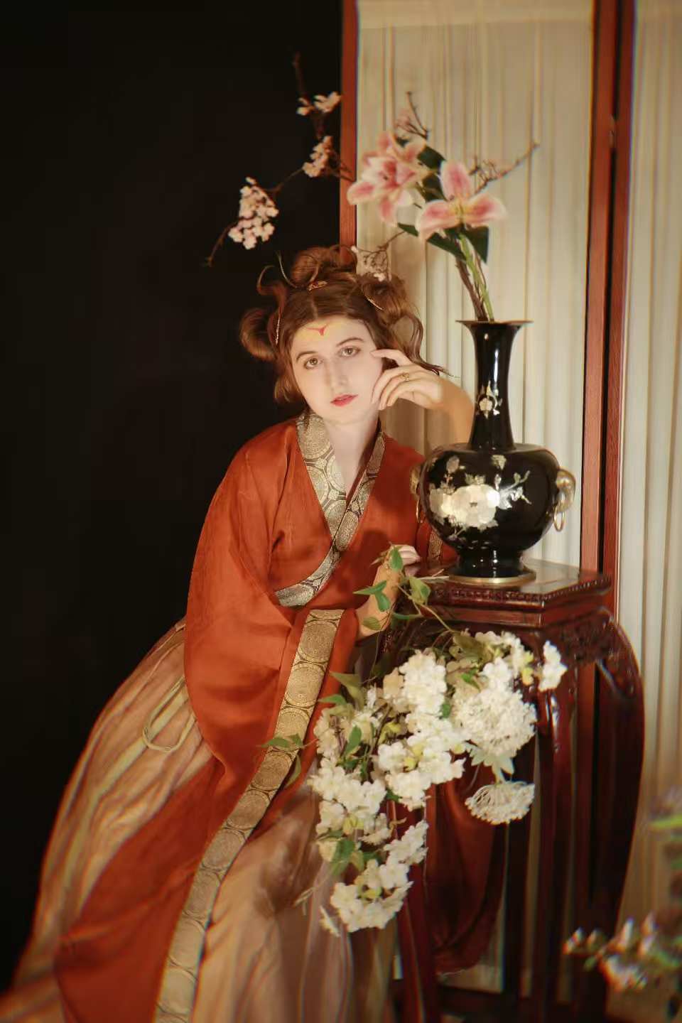 Each piece of hanfu that crosses the ocean is a cultural messenger ...