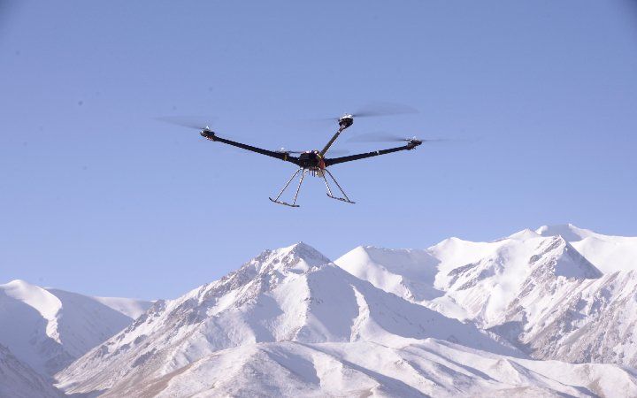 China develops small multi-rotor UAV with ceiling to 5,000 meters